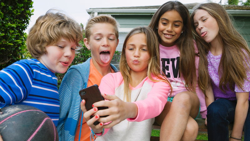 6 Online Ads Kids See and How to Spot Them